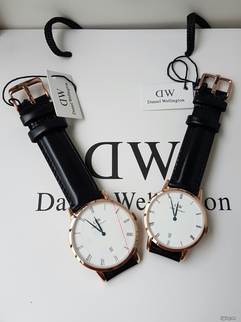 Đh Nam Nữ chính hãng hiệu Daniel Wellington mới 100% Full Box giá cực tốt | 5giay