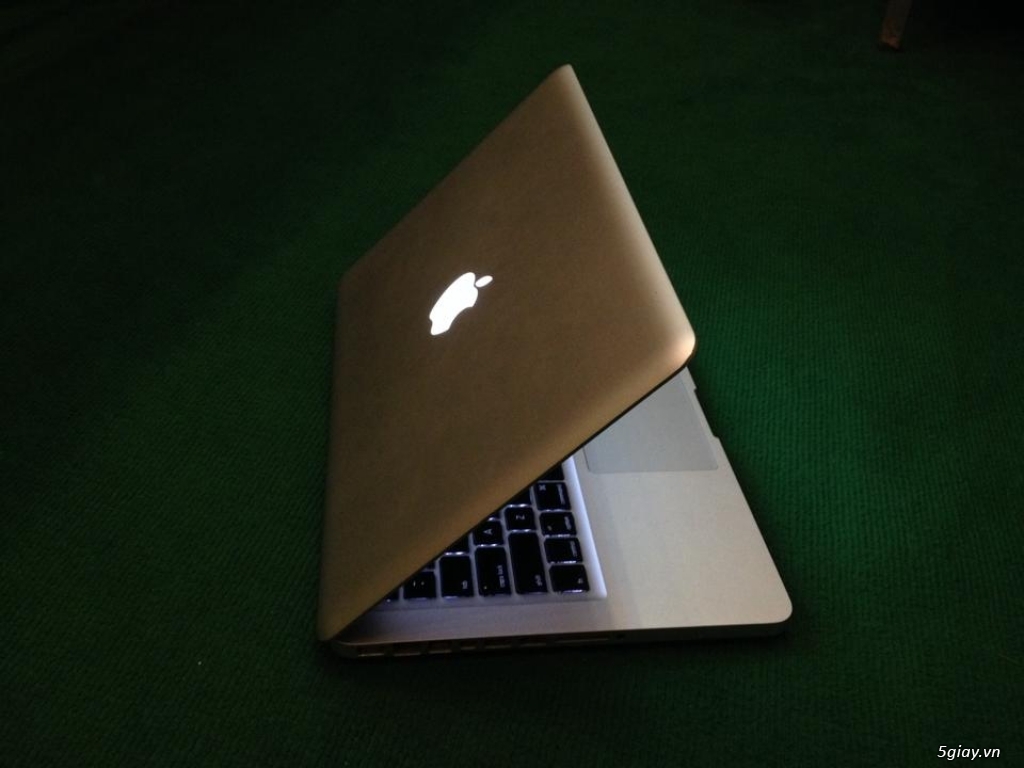 MacBook Pro 2011 - MC700 99% - 12tr | 5giay
