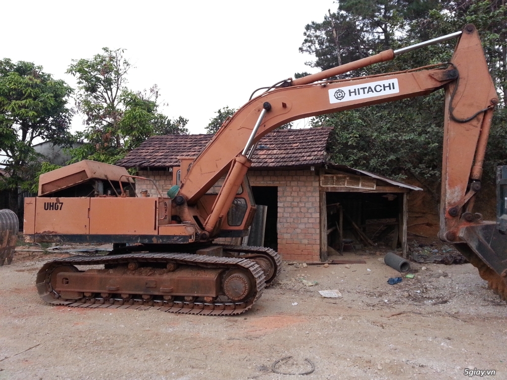Bán máy đào bánh xích 07 Hitachi UH 07 - 5 thay bơm 111 | 5giay