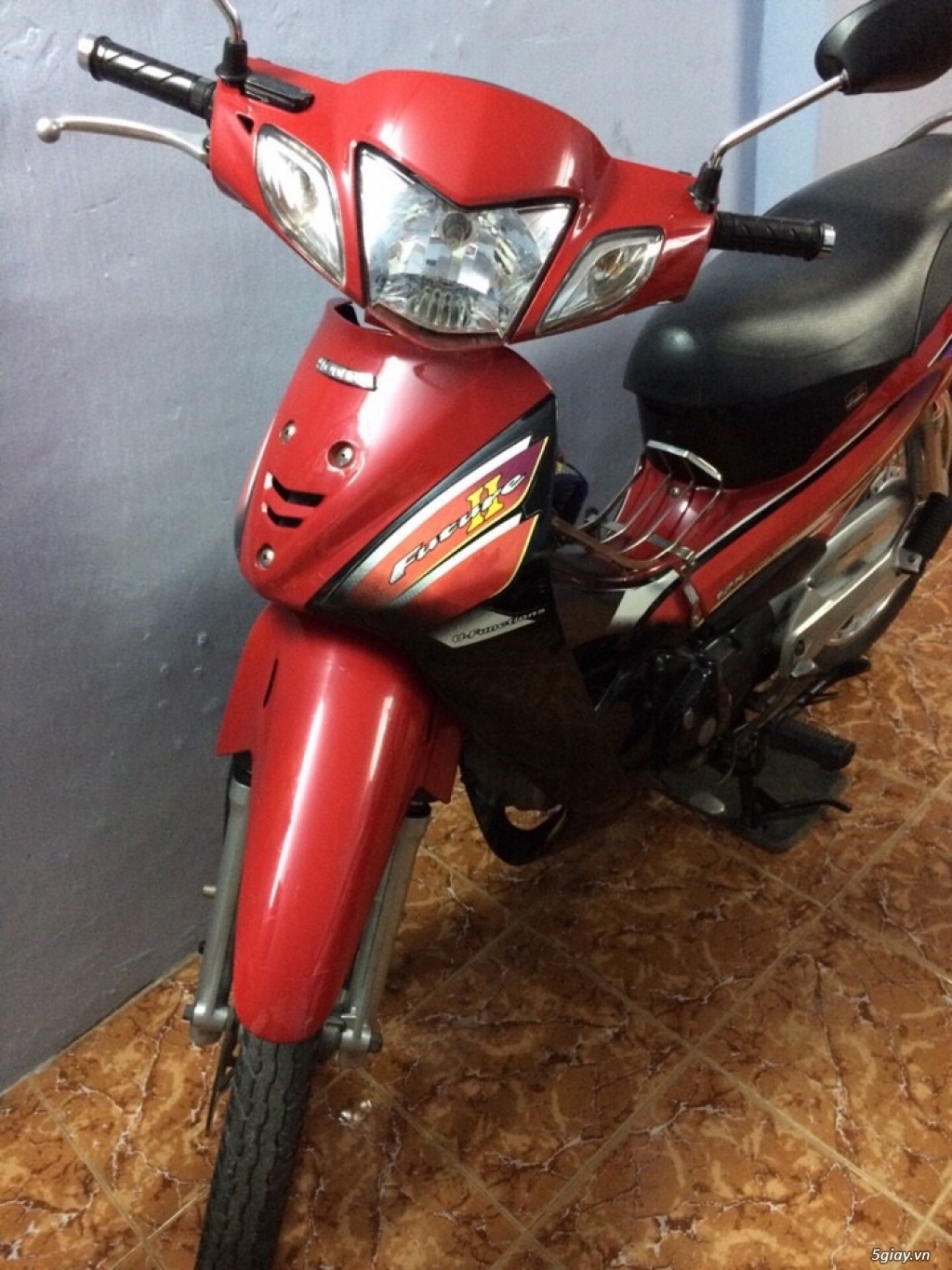 Cần bán xe future 2 màu đỏ | 5giay