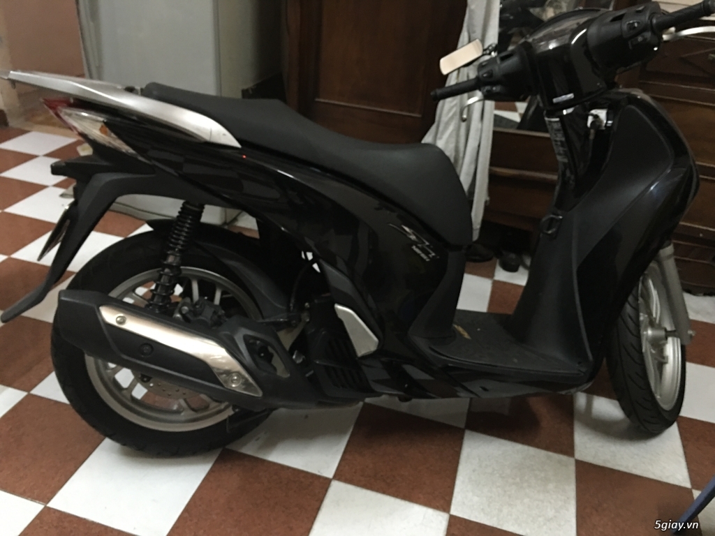 xe SHi 125cc(vietnam) màu đen 07/2014 giá 62trieu Mới 98% | 5giay