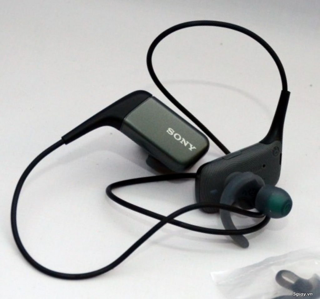 Bluetooth Sony MDR AS600BT | 5giay