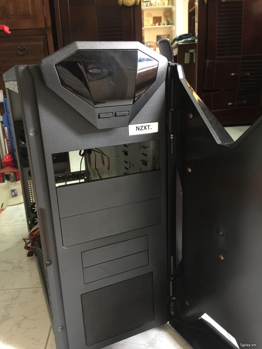 Thanh lý Case NZXT Guardian 921 + Keyboard RAZER Lycosa | 5giay