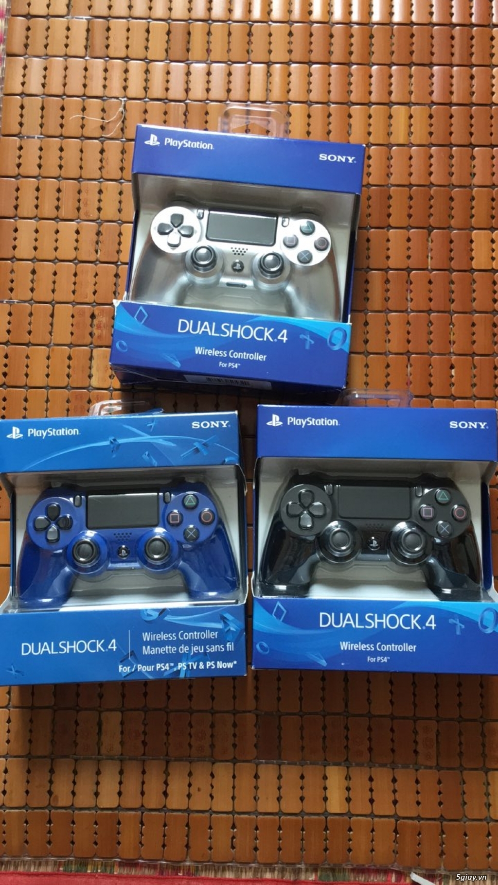 PS4 PRO + PS4 SLIM new seal US + tay cầm bạc | 5giay