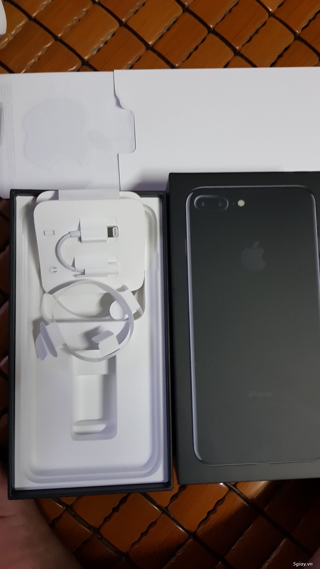 ip7plus jetblack 128gb | 5giay