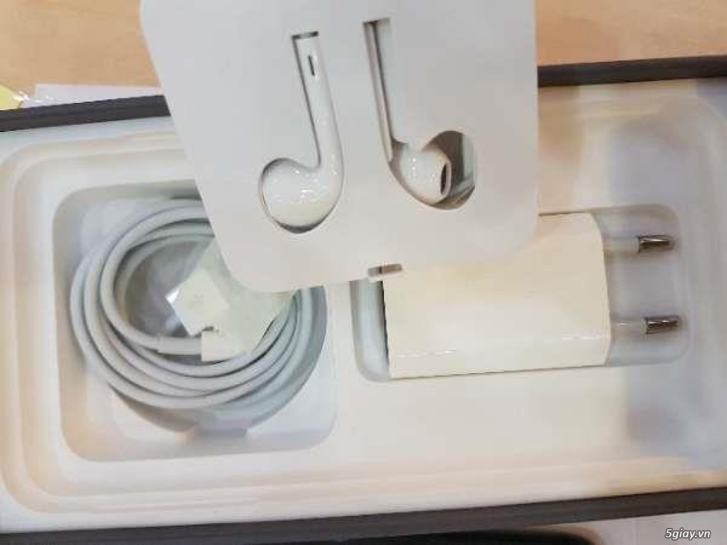 Ip8 plus 256G Fullbox BH TGDD 23-11 | 5giay