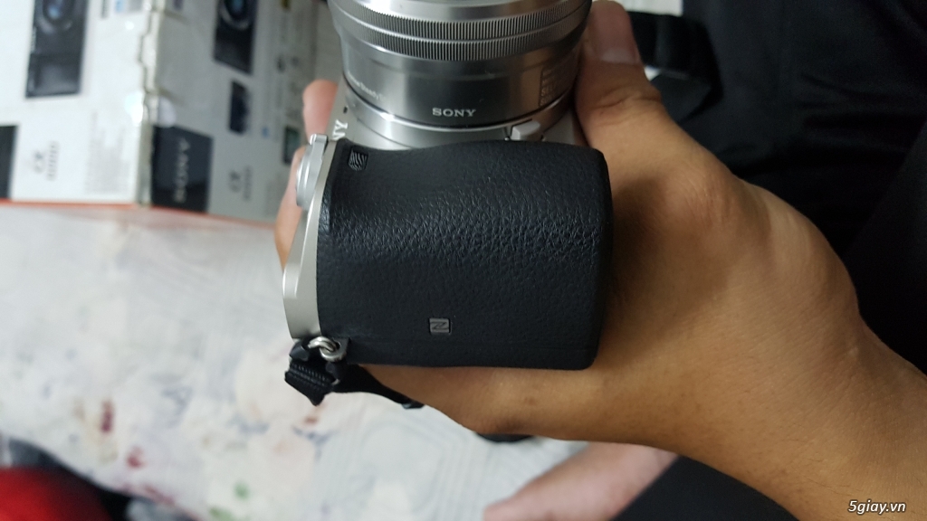 Sony A6000 + kit + SEL50 1.8 giá tốt FULL BOX (có hình) | 5giay