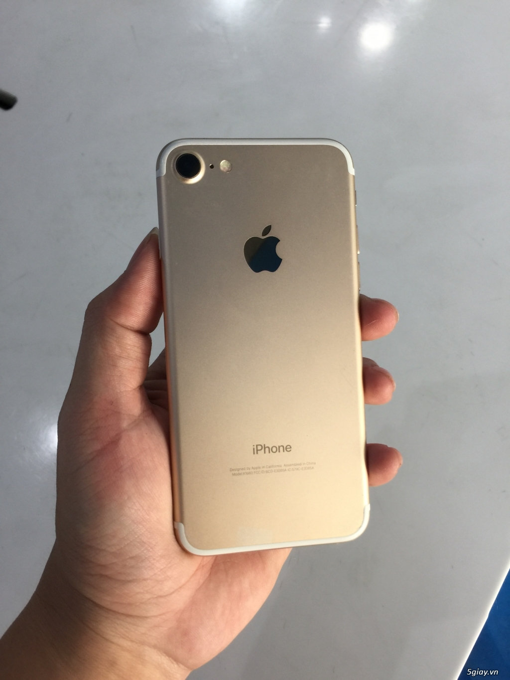 iPhone 7 128GB quốc tế màu gold cần bán lên đời | 5giay