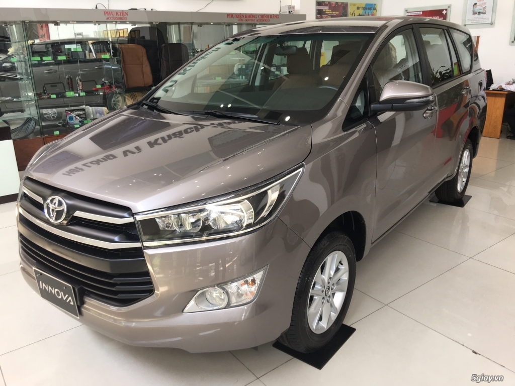 Toyota Innova 2019, Ưu đãi lớn, phục vụ trọn đời | 5giay