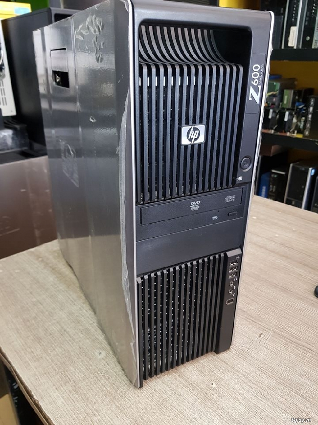 HP z600: 02cpu X5675, 16GB RAM, SSD 240GB, HDD 1.0TB, Quadro 4000 | 5giay