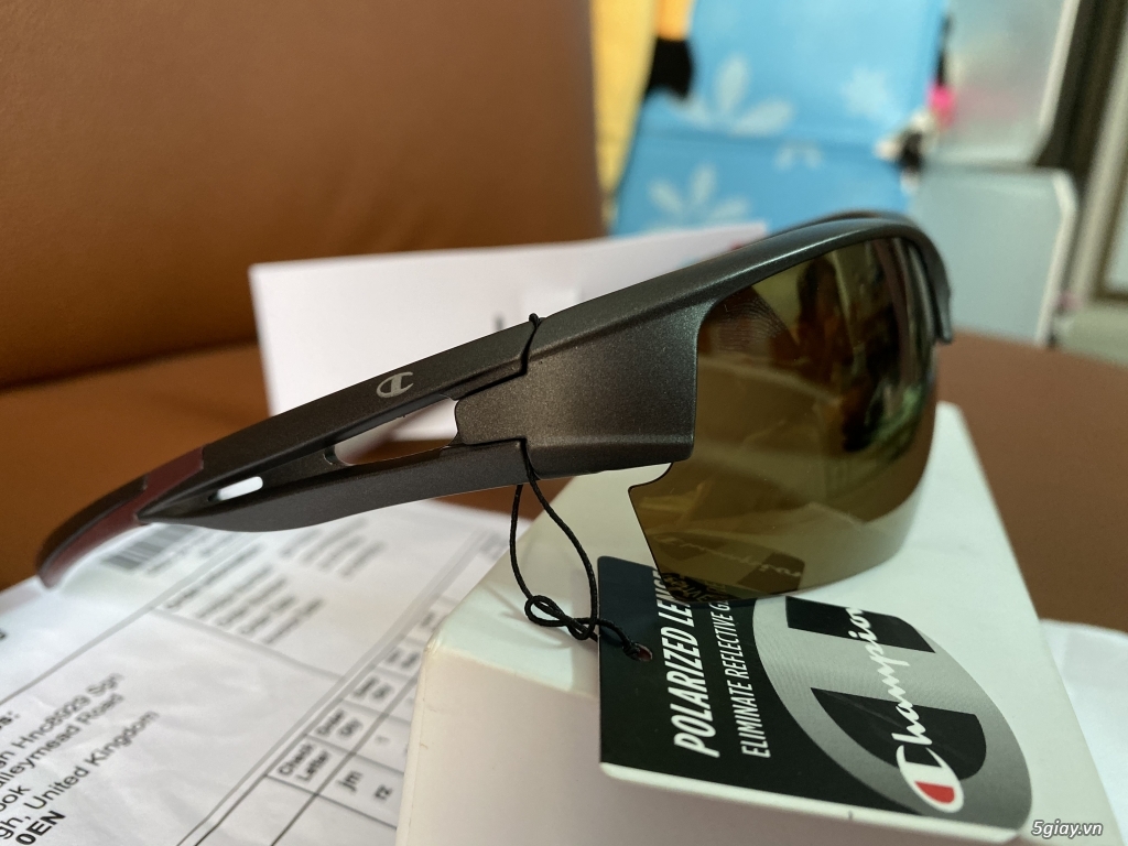 Kính đặt tại Anh chống 100%UV chống chói Champion chính hãng có Bill ...