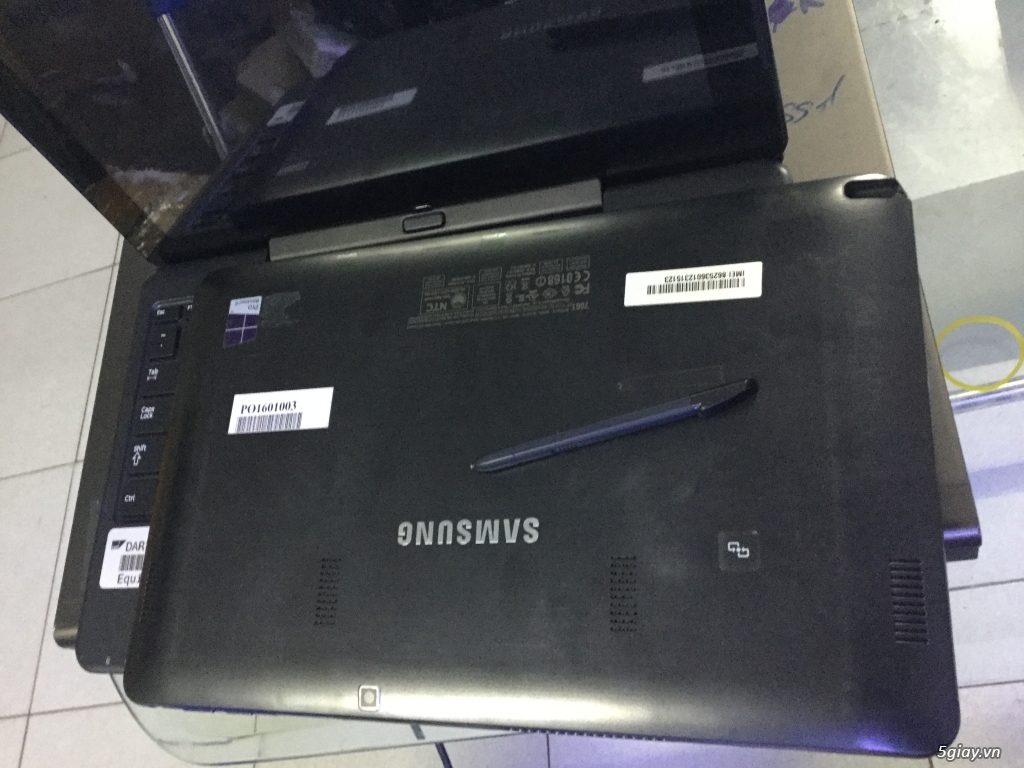 Laptop core i5 samsung 700t kiêm máy tính bảng | 5giay