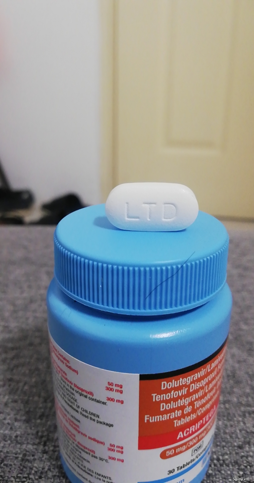 Thuốc LTD viên chữ M màu trắng 3 trong 1 Arv Acriptega Mylan Tld Pep 3 ...