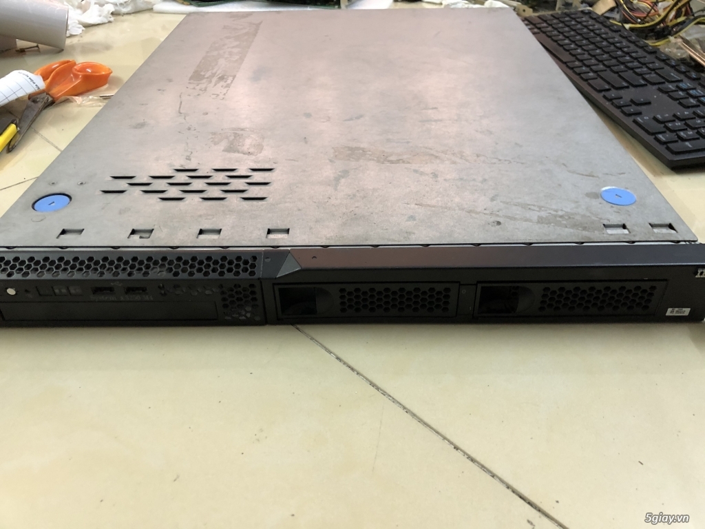 SG - Server IBM X3250 M4 | theNEXTvoz