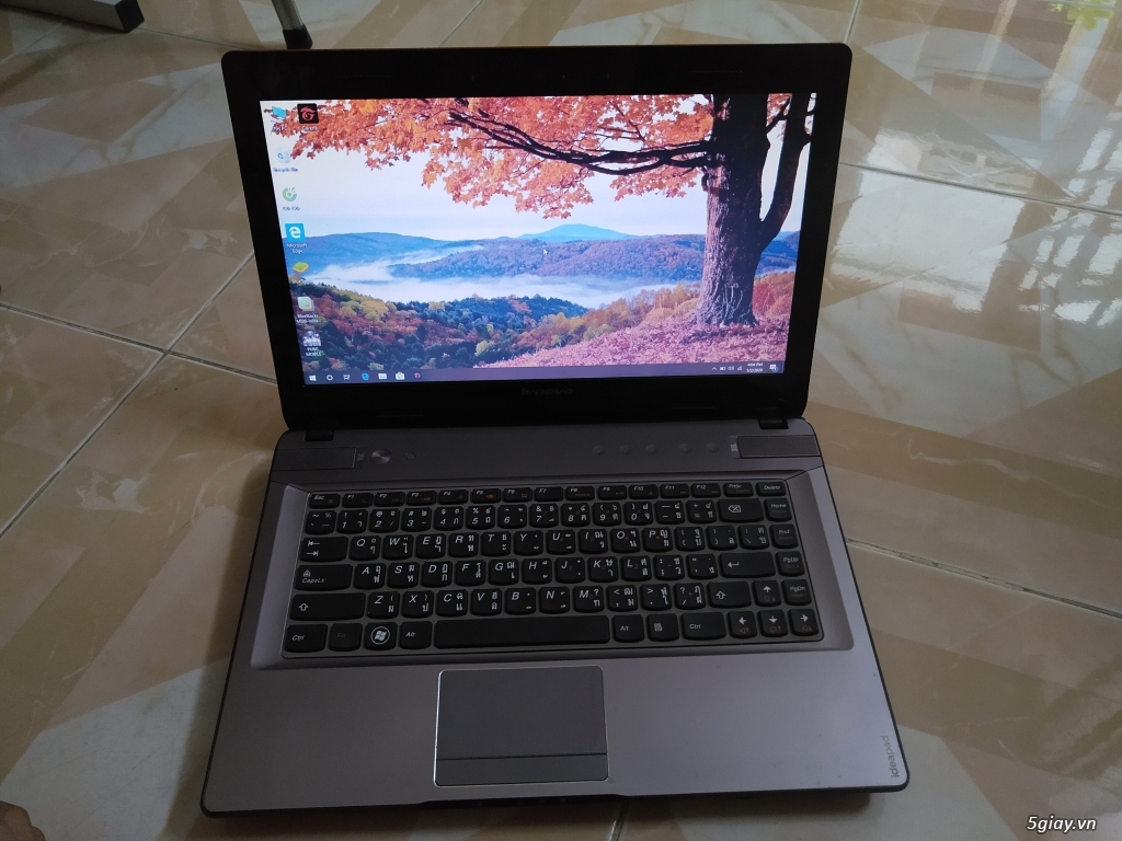 Laptop Lenovo Y470 core i7 - 2670Q , SSD 128G , ram 8G ,VGA AMD HD7670 ...