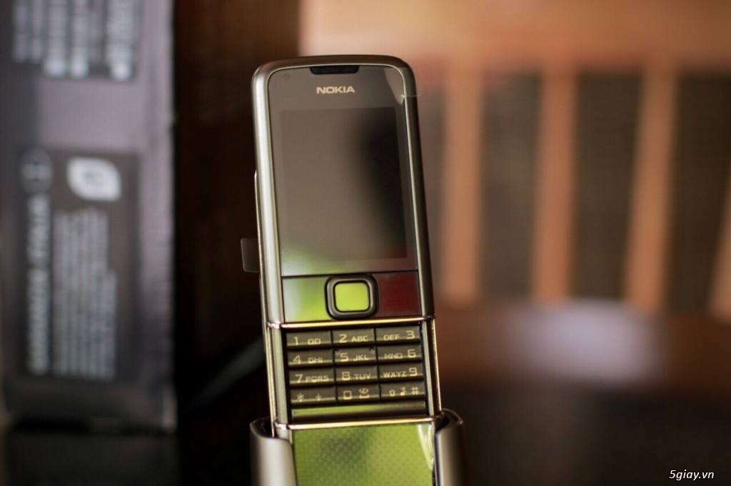 Nokia 8800 Carbon Arte Titanium Brandnew nguyên hộp xuất Italia | 5giay