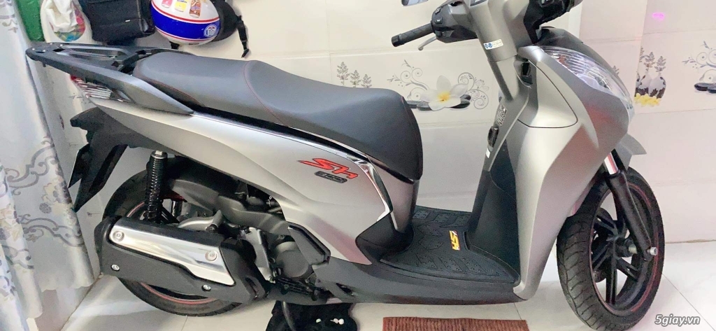 Sh 300i 2020 mới sử dụng cần ra đi | 5giay