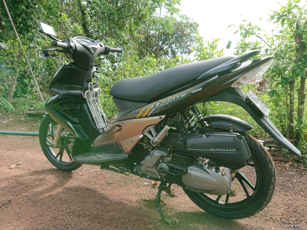 Suzuki hayate 125 đời 2011 nguyên zin, máy cực kỳ êm. Xe nhà đi. | 5giay