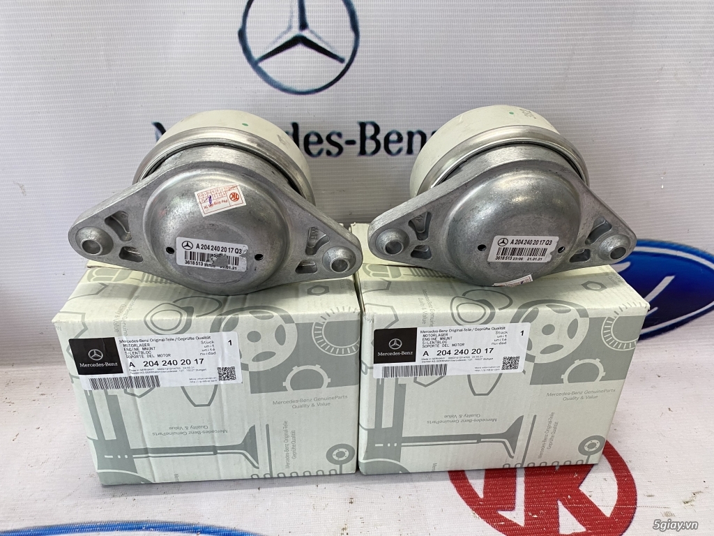 A2042402017 Cao su chân máy Mercedes-Benz GLK300 | 5giay