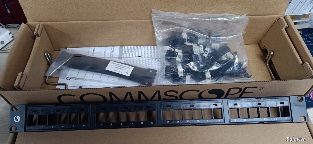Patch panel - Thanh quản lý cáp 1U Commscope số lượng giá rẻ | 5giay