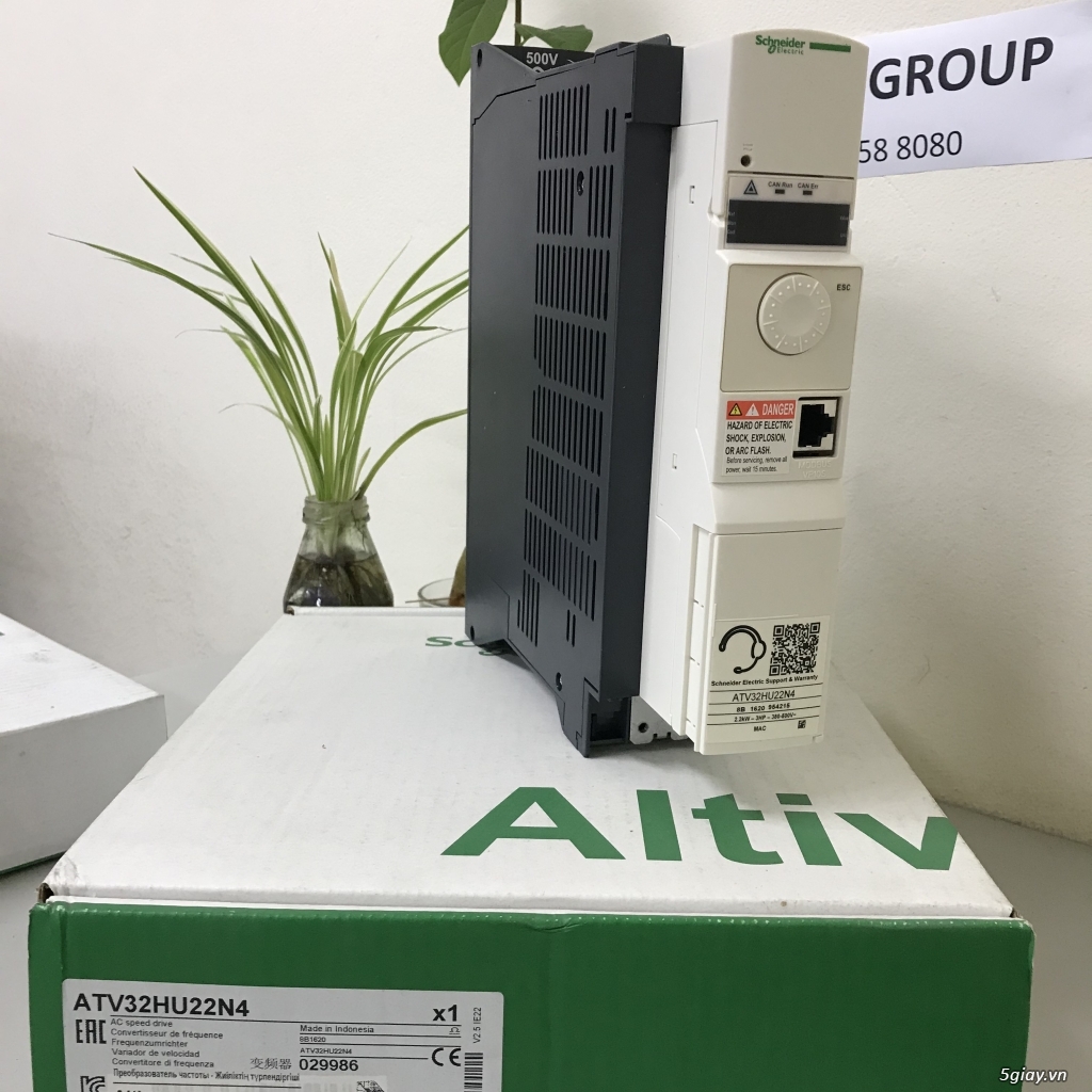 Biến tần ATV32 Schneider 2.2KW 3P 400V ATV32HU22N4 | 5giay