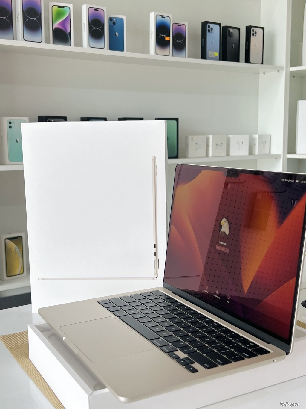 Macbook Air M1 8/256GB Hàng chính hãng VN Màu starlight Máy mới khui h