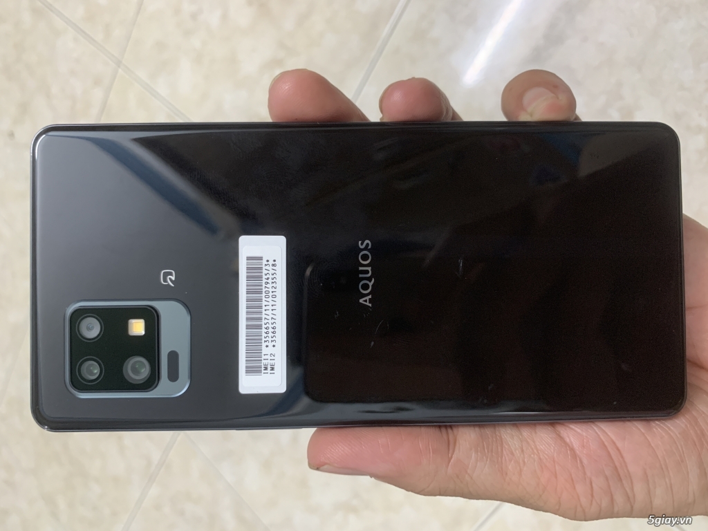 Cần bán: SHARP AQUOS Zero 6 8GB 128GB Like New | 5giay