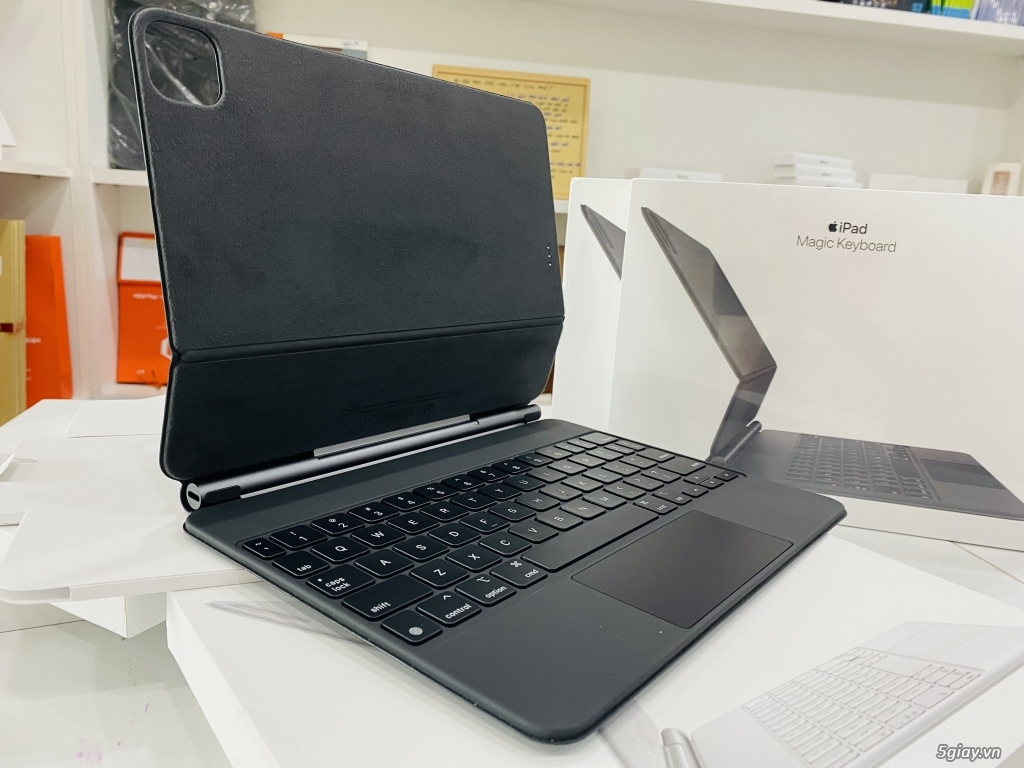 Magic keyboard chính hãng apple cho iPad 11inch Như mới chỉ từ 4tr | 5giay