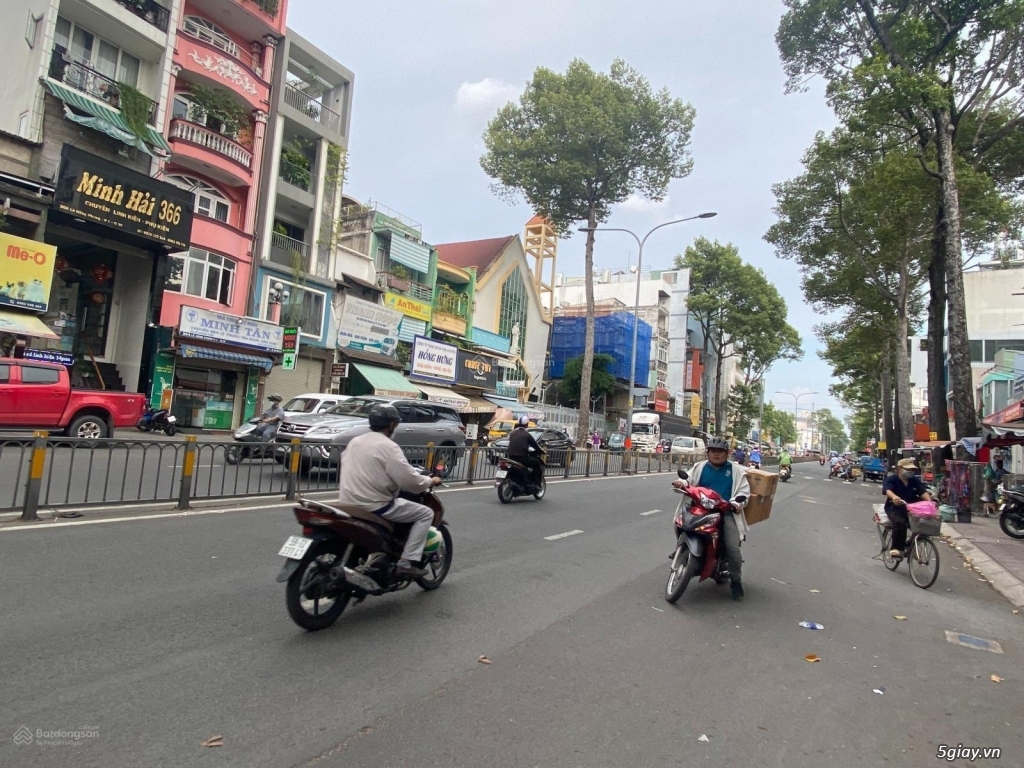 Mặt bằng Góc 2 MTKD đường Lê Hồng Phong, kd tự do | 5giay