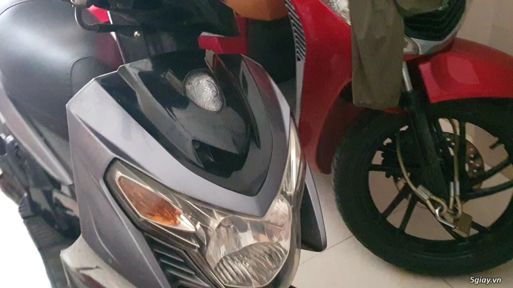 Nouvo 3 , áo còn đẹp sơn zin , xe cũ , 2tr3 | 5giay