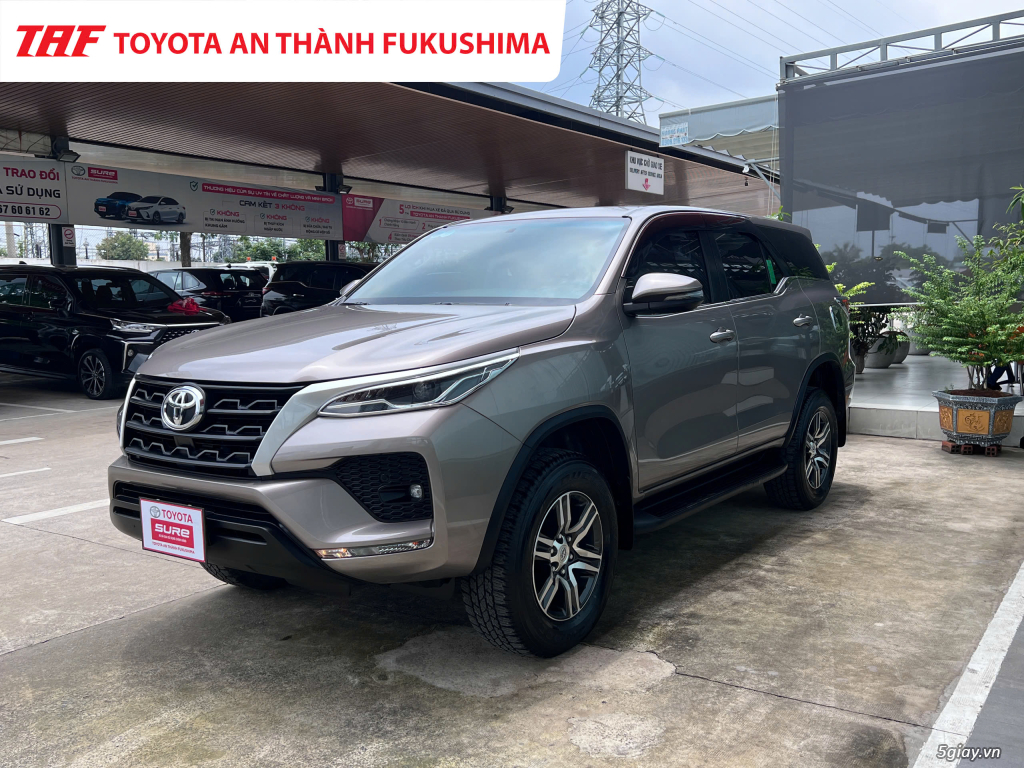 Bán - Toyota Fortuner 2.4MT | 5giay