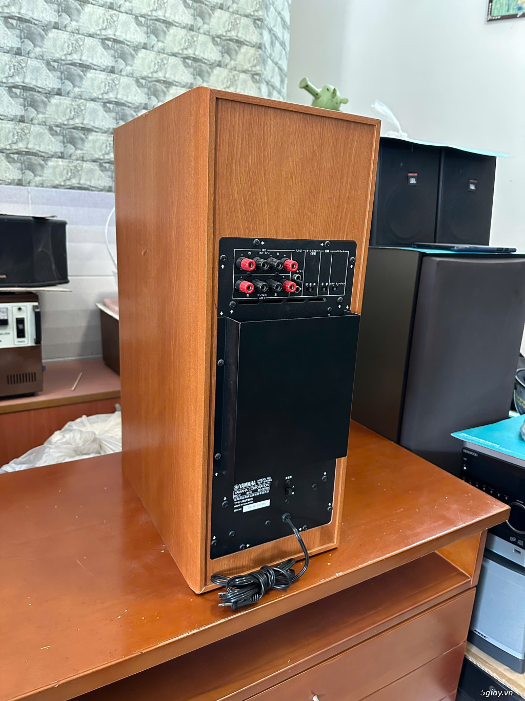 Loa sub Yamaha SW-160, 2 Bass Khủng | 5giay