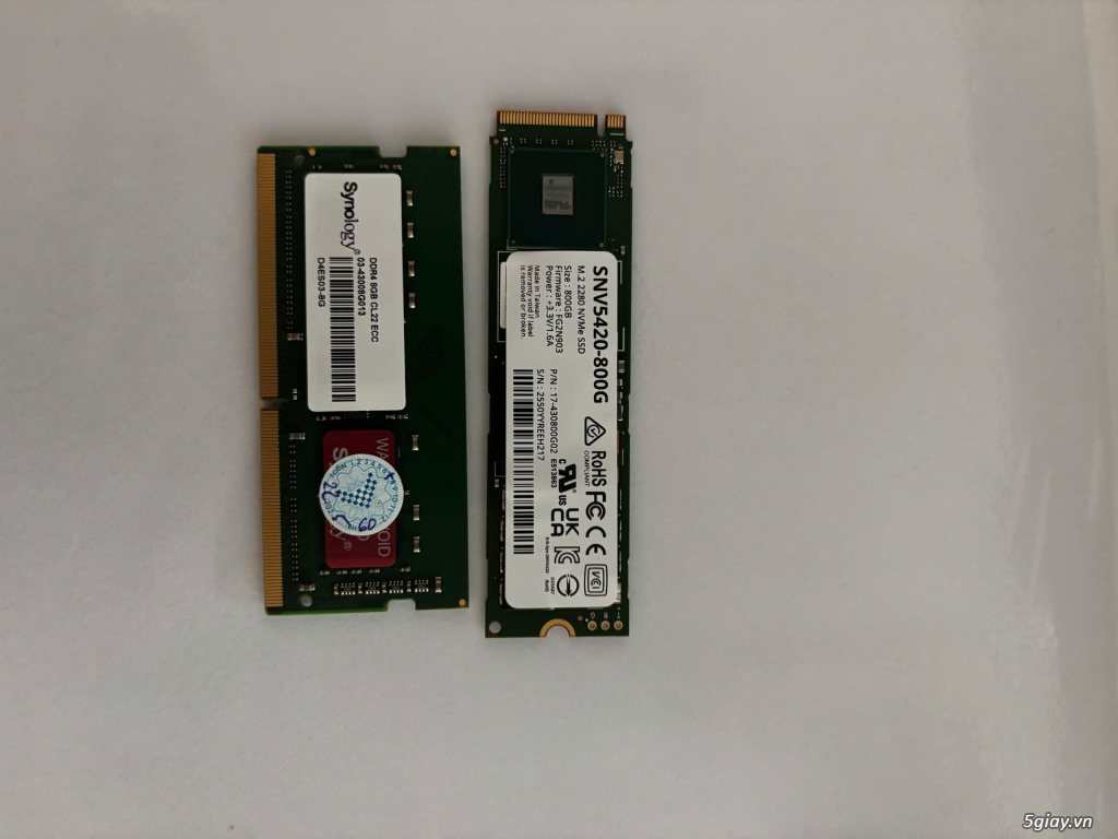 SSD Synology SNV5420-800G & Ram Synology D7ES03-8G | 5giay
