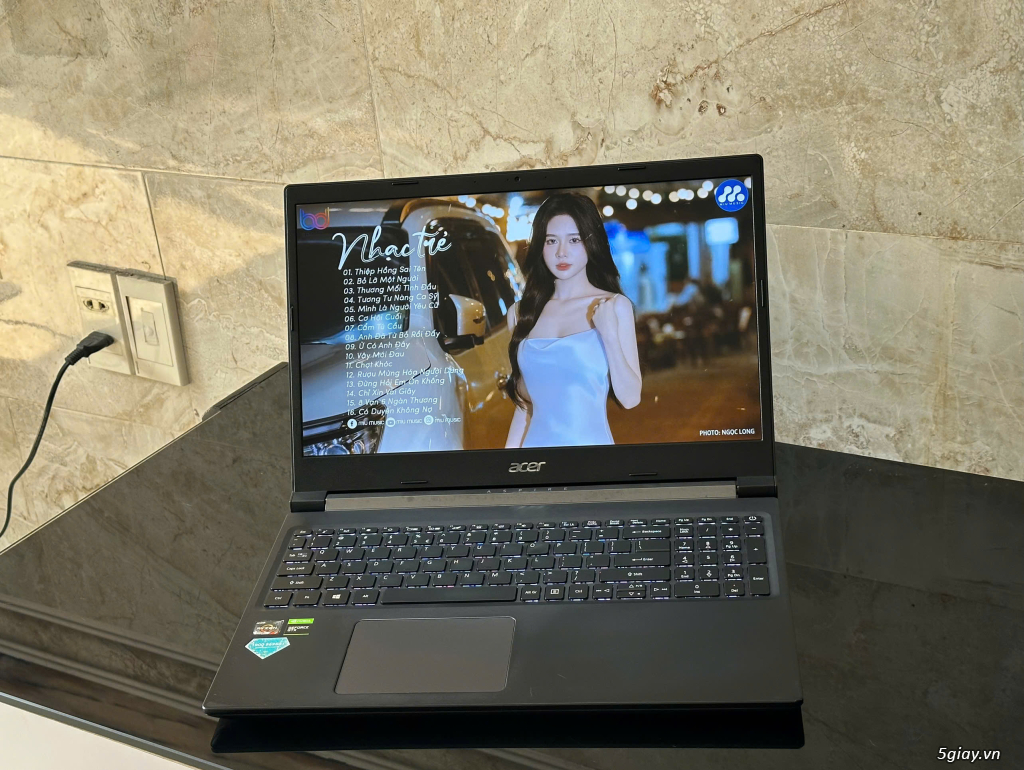 Acer Aspire 7 Gaming A715-41G Ryzen 7, RAM 8GB, SSD 512GB, GTX 1650 Ti ...